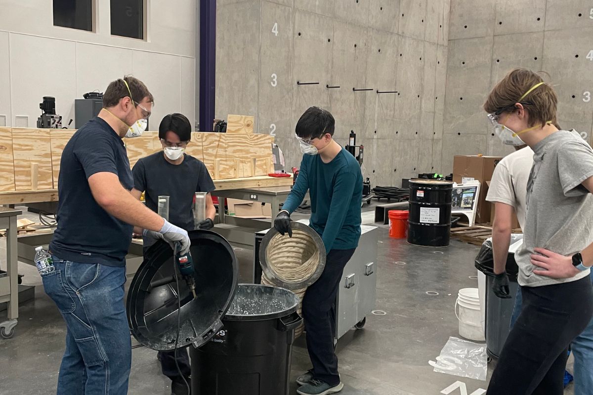 Tommie Civil Concrete Canoe Competition Club | School of Engineering ...